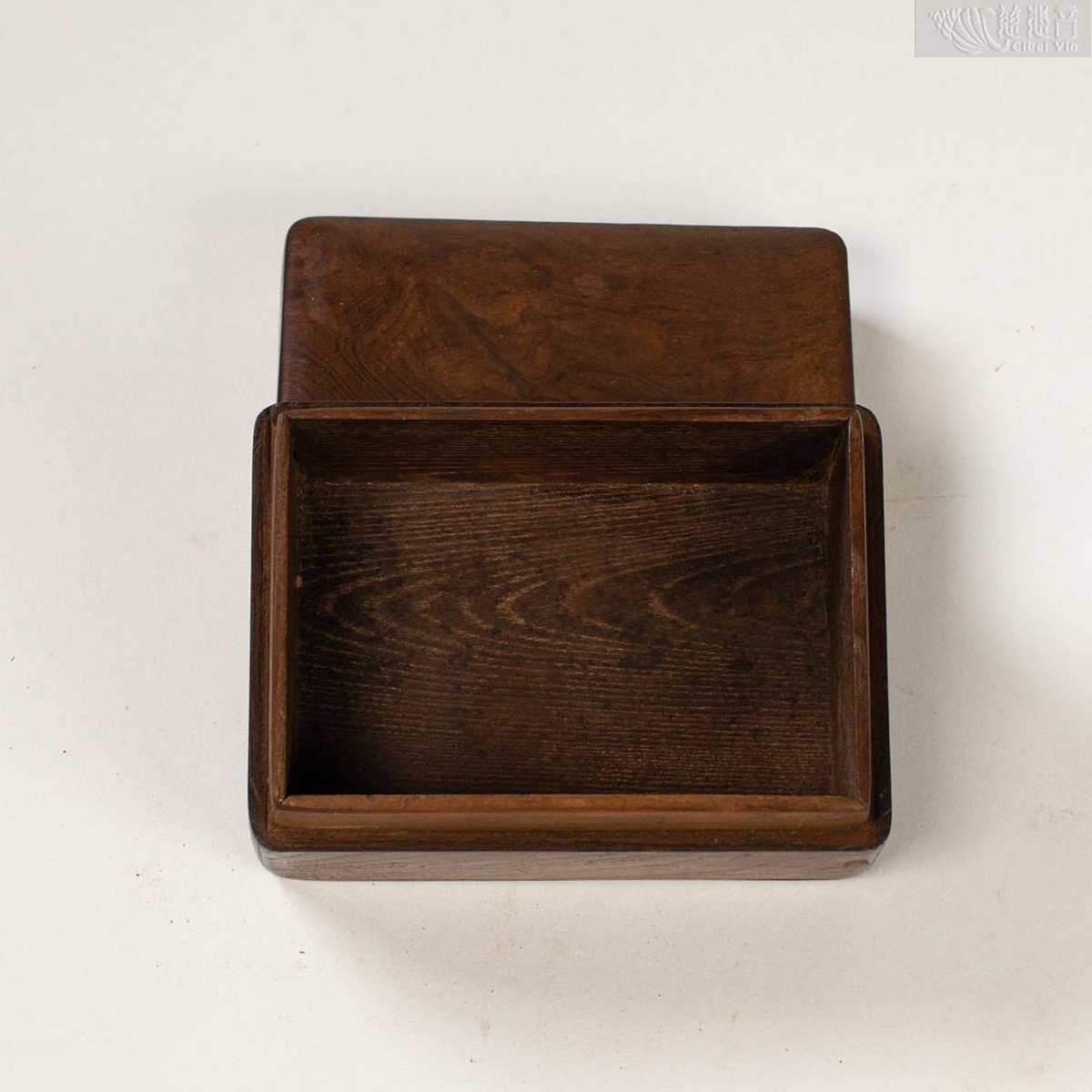 Golden nanmu treasure box CiBeiYin